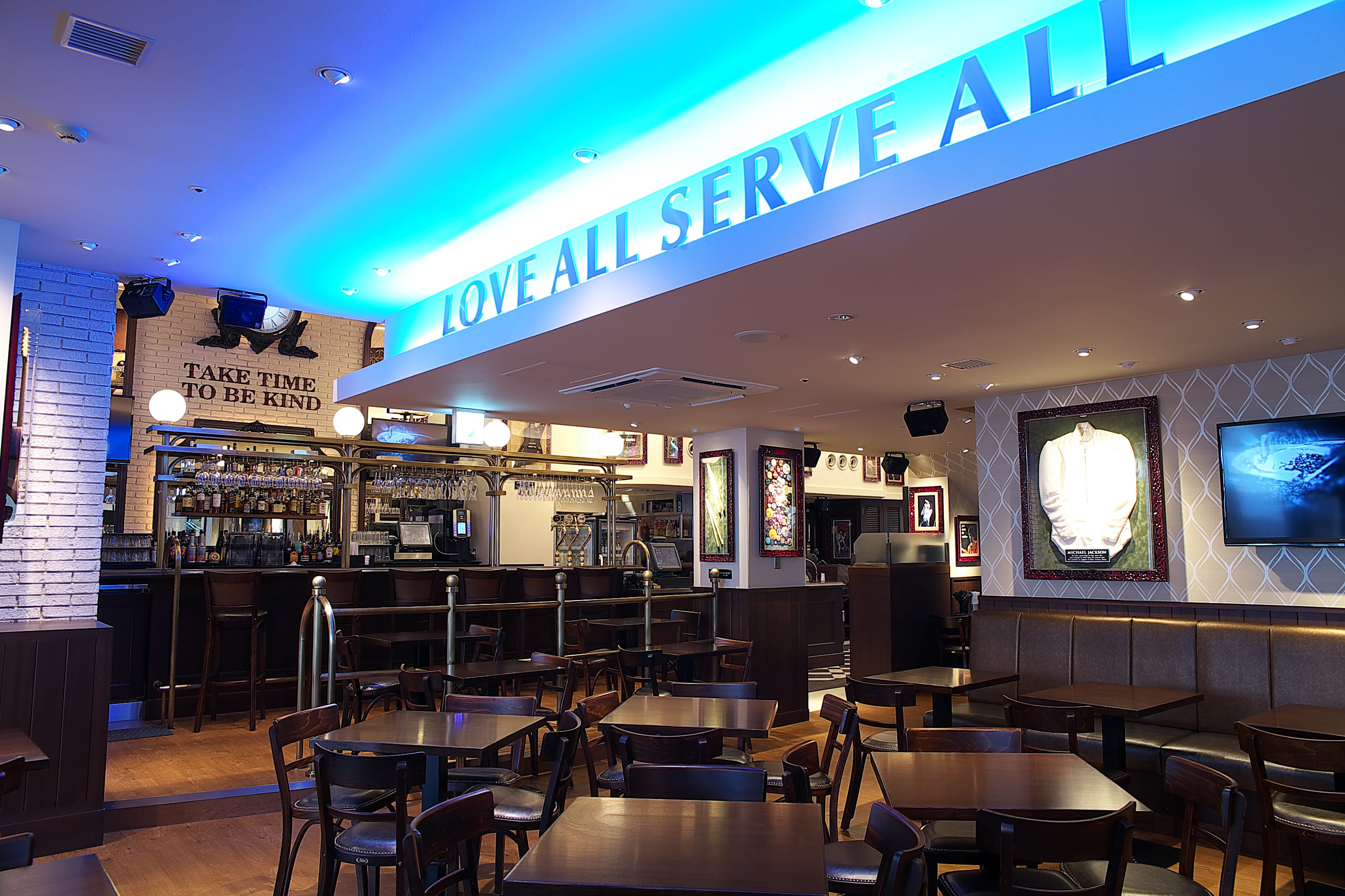 Hard Rock Cafe Uyeno-Eki Tokyo